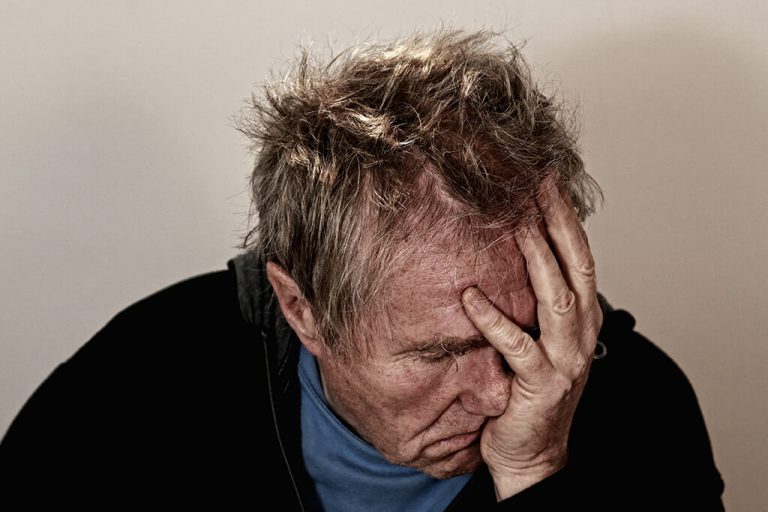 ¿Qué es un infarto cerebral y cuáles son sus síntomas?